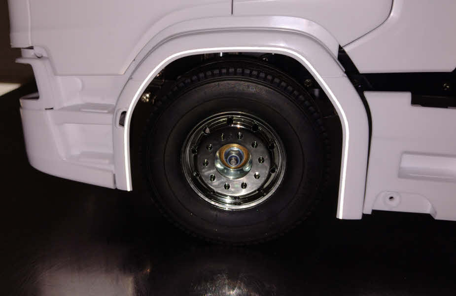 Scania Fender lines